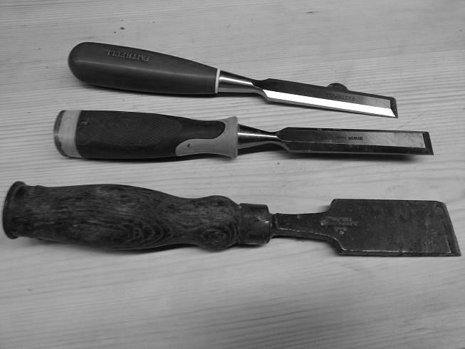Straight Sided Chisels and Why Carpenters Need Them